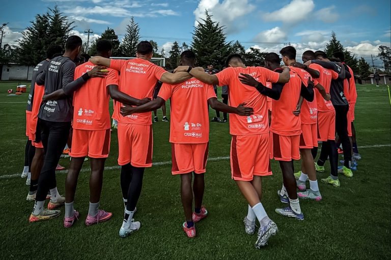 CUOTA FORÁNEA: Lista de jugadores extranjeros que reforzarían a ...