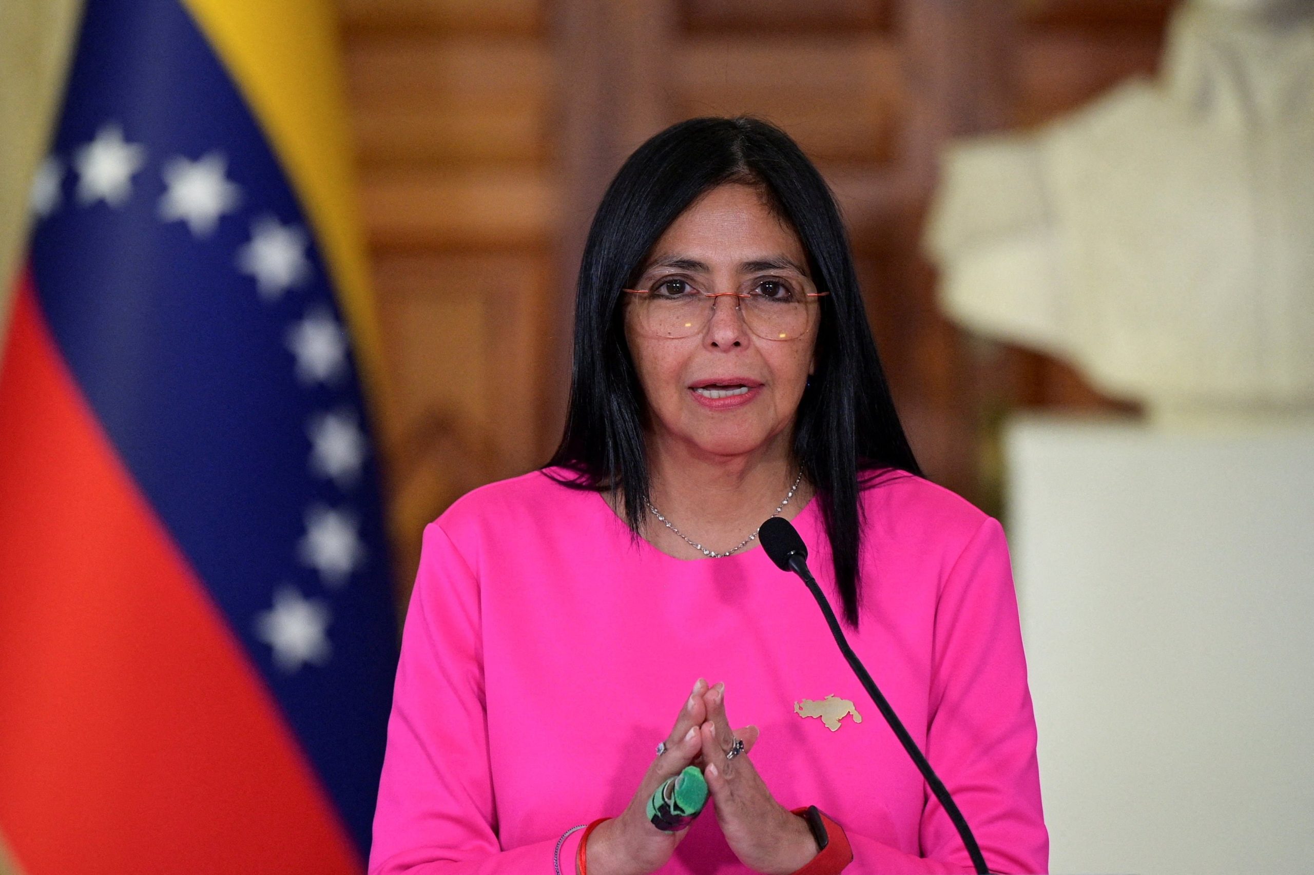 Claves de la transición en Venezuela: ¿Por qué Delcy Rodríguez? - KCH FM