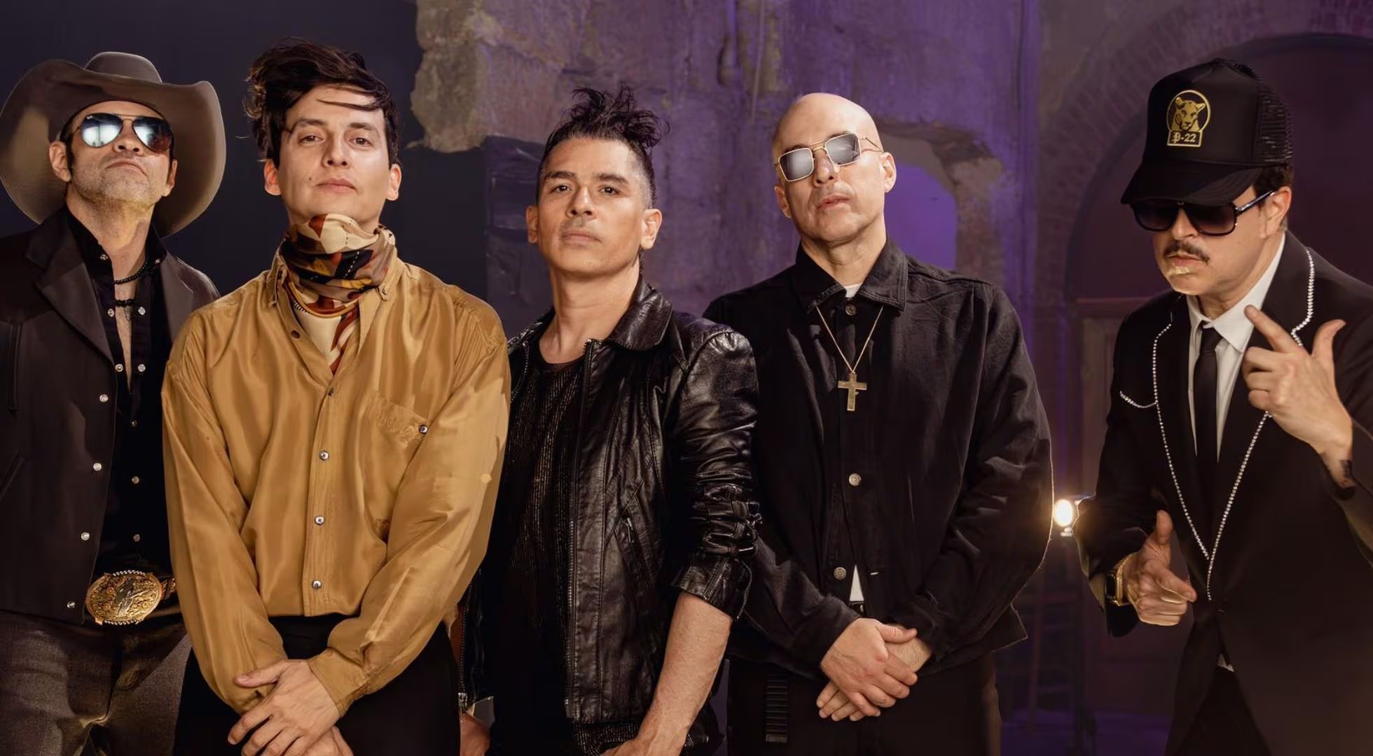 Kinky pone a bailar al Dodger Stadium en noche de herencia mexicana ...