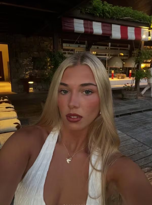 Frida Mazza, la hermana menor de Valeria que conquista el modelaje - KCH FM