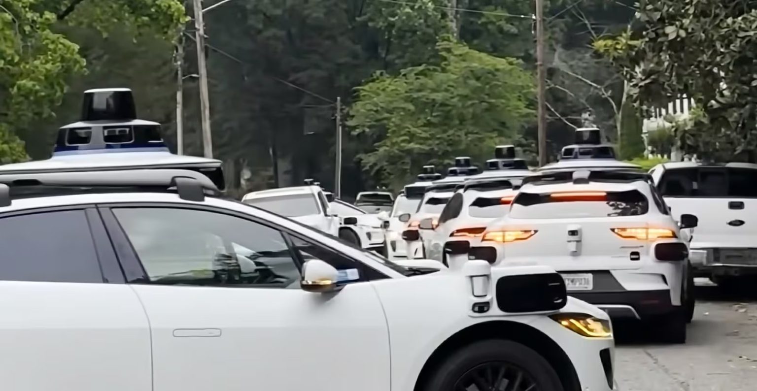 Waymo inunda calles de Atlanta: vecinos de Buckhead denuncian caos - KCH FM