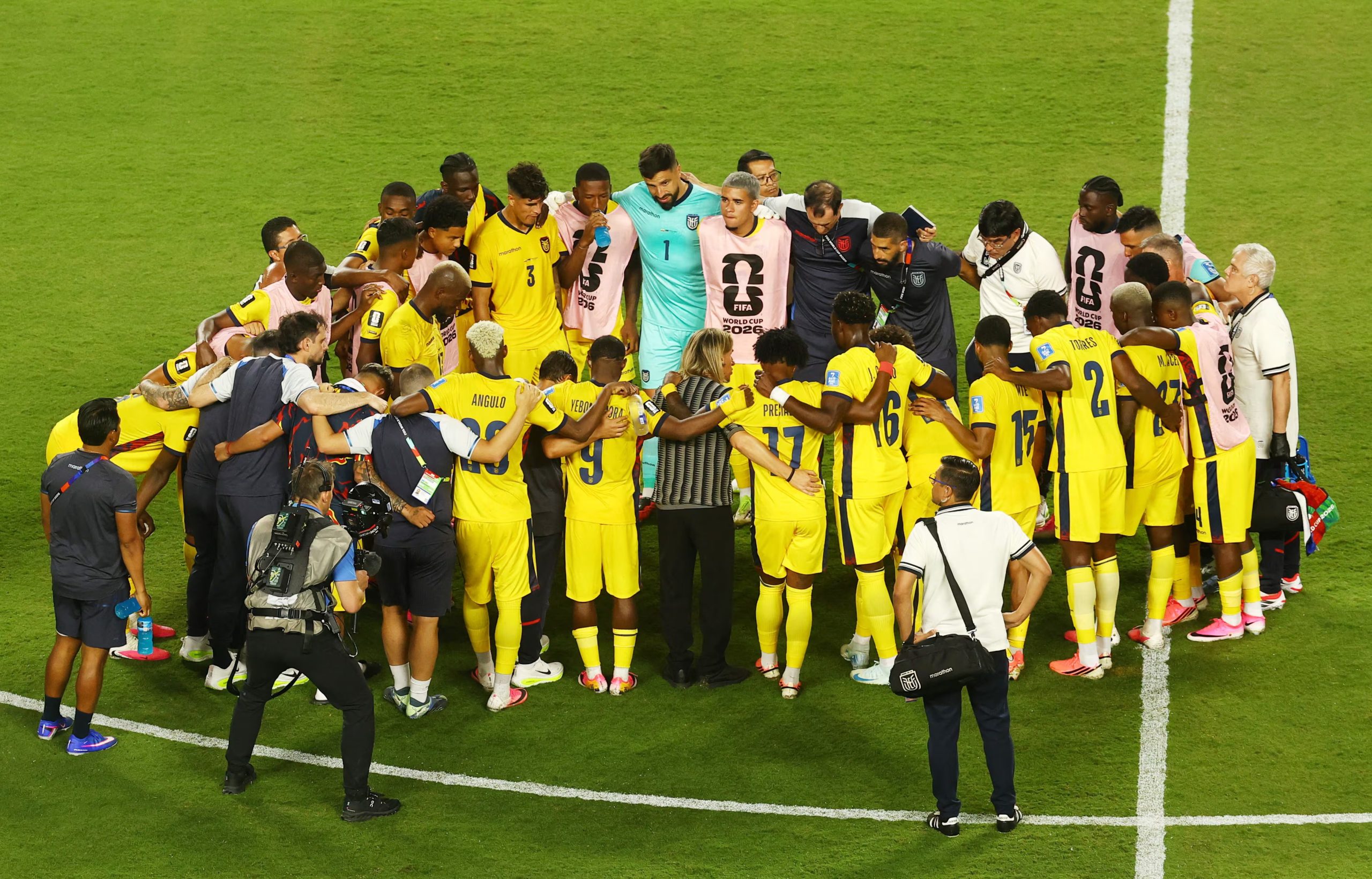Jefferson Montero pide renuncia de Beccacece por crisis en Ecuador - KCH FM