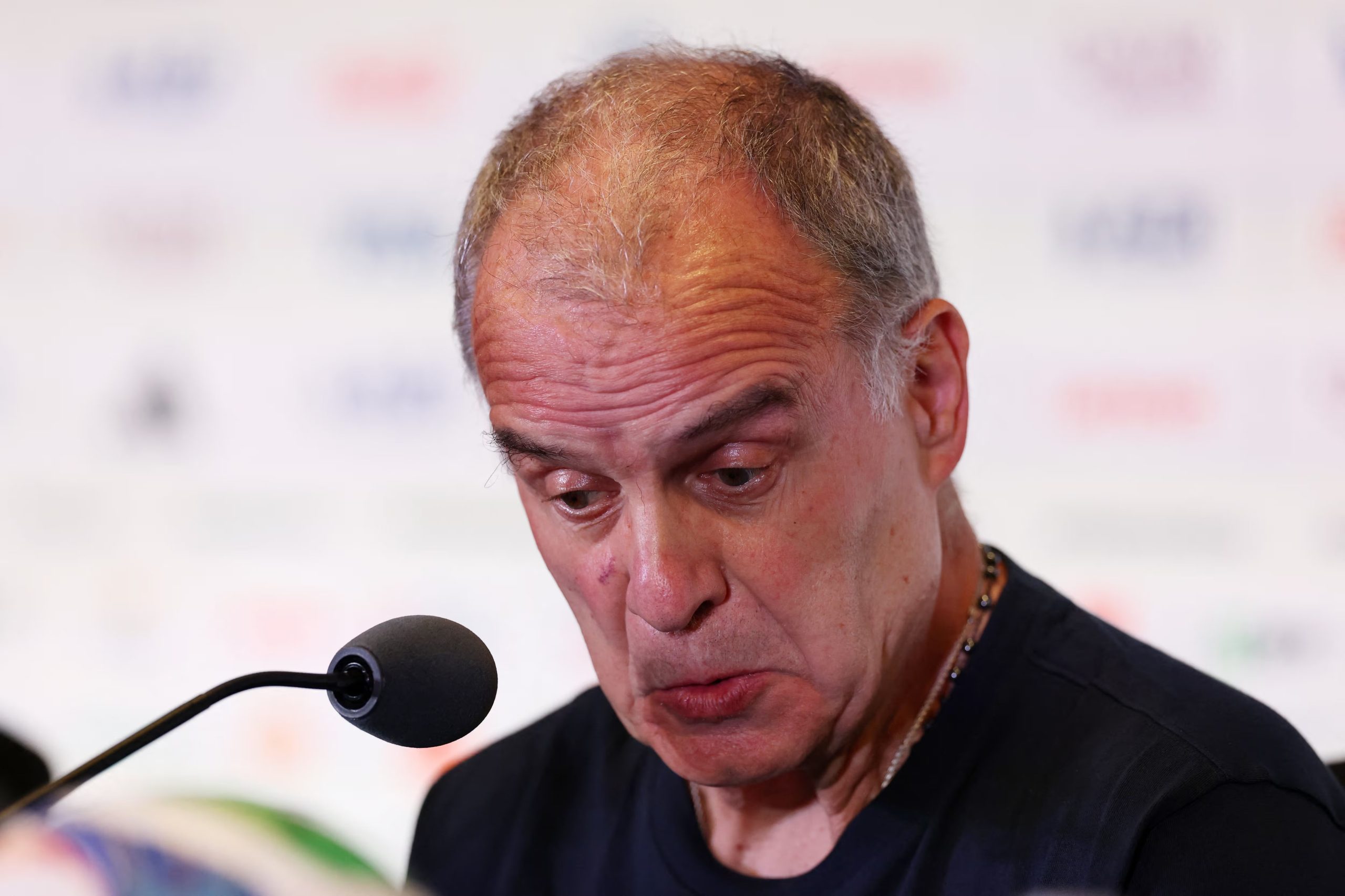 Bielsa provoca risas con su peculiar respuesta en previa de Uruguay vs ...
